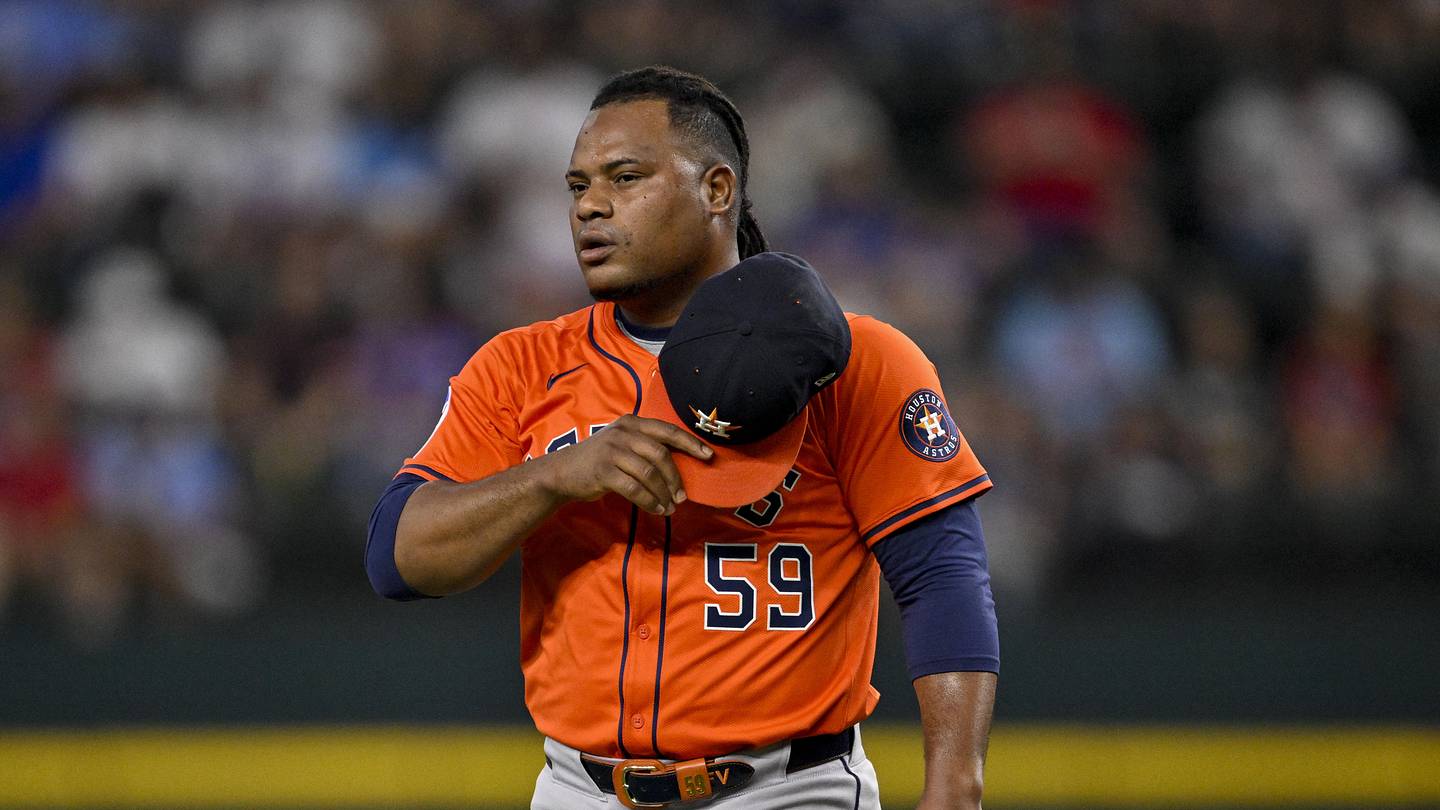 Yankees Could Still Land Astros Free Agent Pitcher