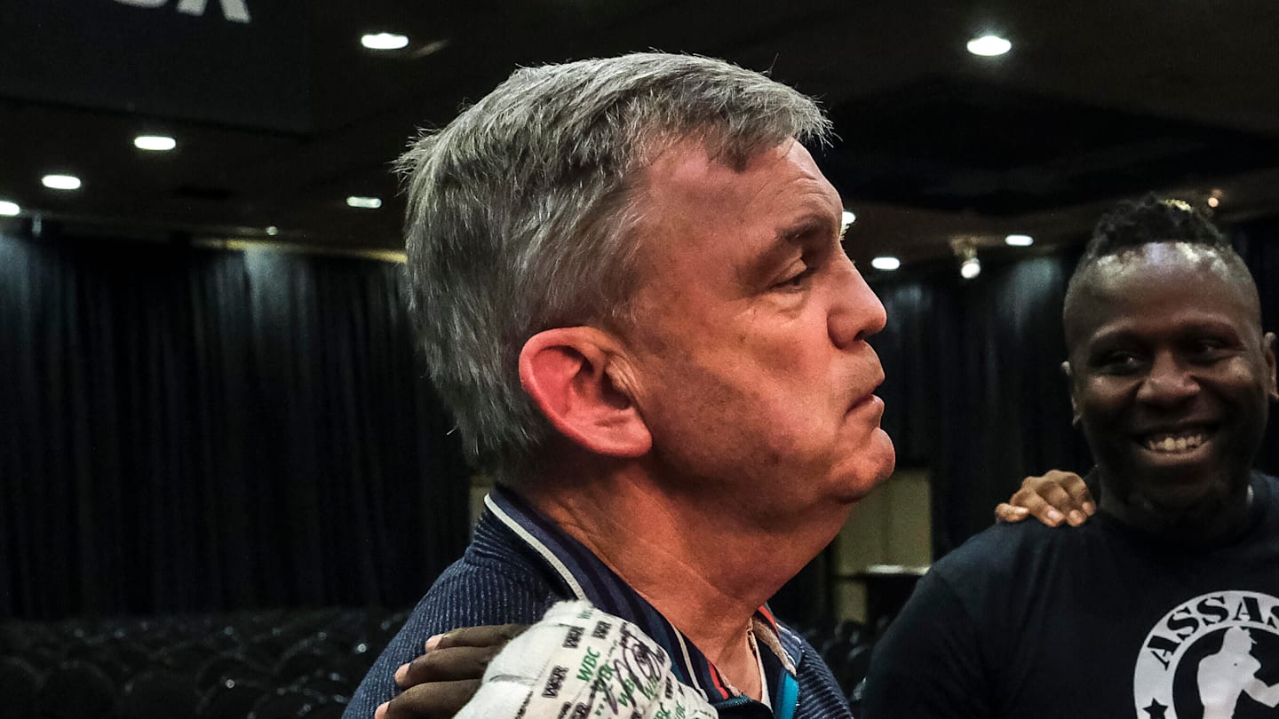 Teddy Atlas Gives Scorecard Take On Controversial Isaac Cruz vs Lamont ...
