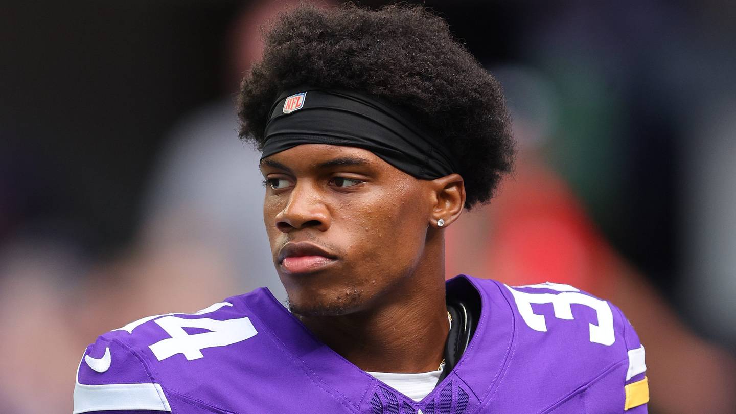 Vikings quietly promote fan-favorite CB ahead of Packers showdown
