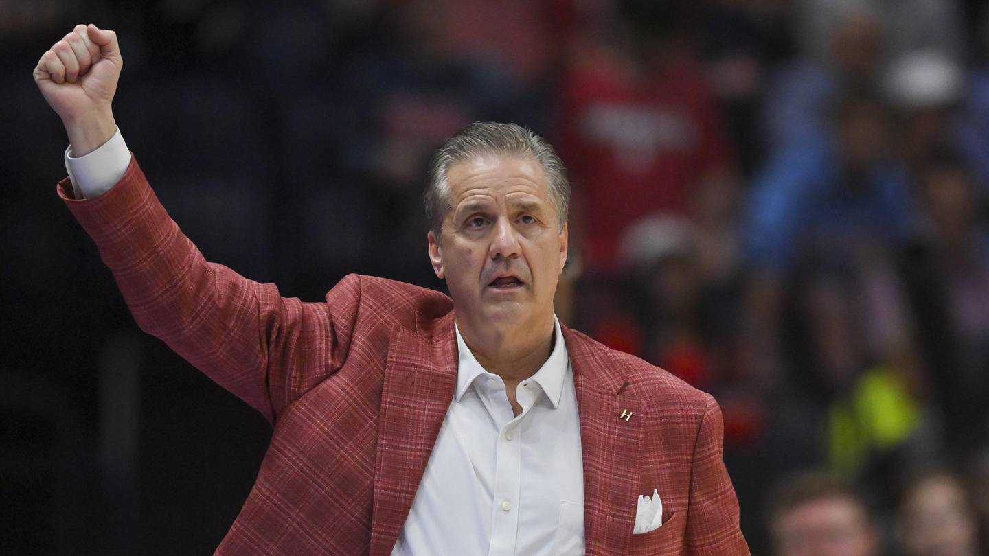 Arkansas Offers 4-Star Center After Impressive Showing at NBPA Top-100 Camp