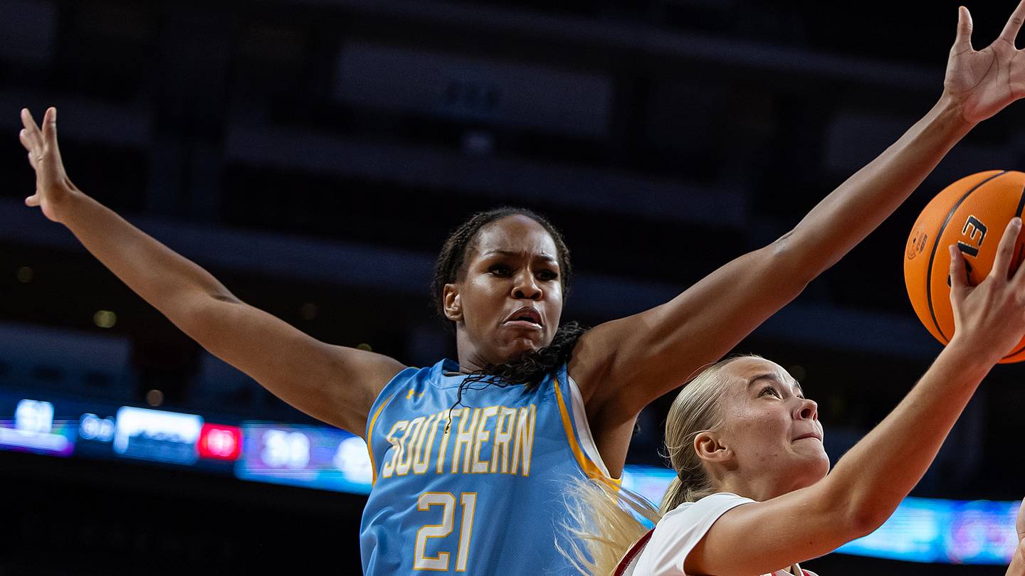 How to Watch Nebraska Women’s Basketball vs. No. 17 Georgia Tech ...