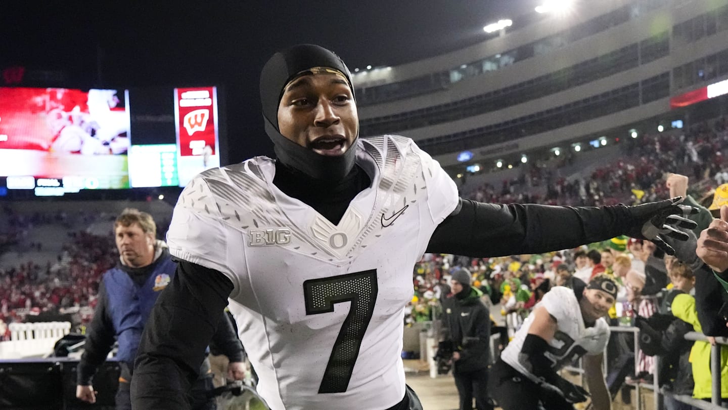 Evan Stewart's Return To Oregon Holds Major NFL Draft Ramifications