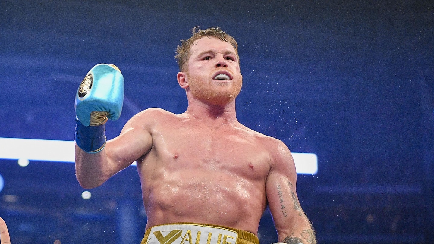 Canelo Alvarez Sends Strong 3-Word Message About New Boxing Contract