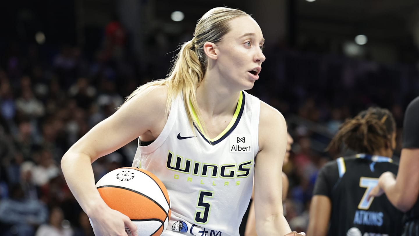 WNBA assist leaders: Paige Bueckers is miraculously leading the pack
