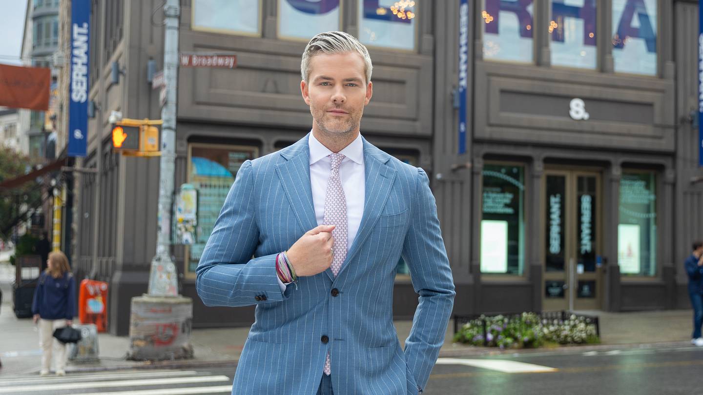 Owning Manhattan star Ryan Serhant net worth, wife, age, and more to know