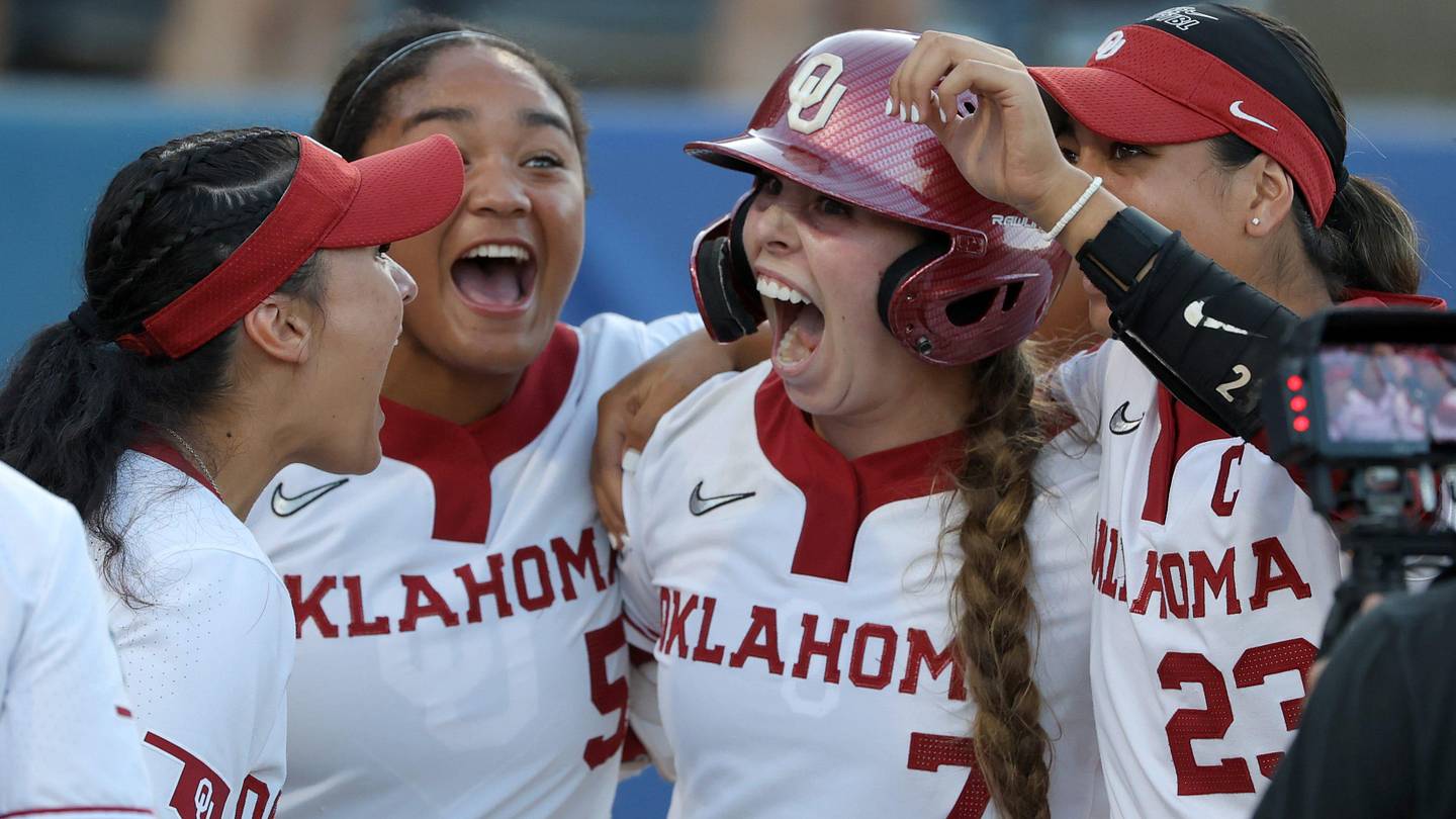 OU Softball: Oklahoma Home Runs, Texas Errors Put OU on the Verge of ...