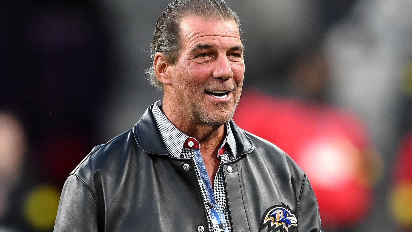 Ravens' owner just reacted to Mike Tomlin leaving Steelers in real time