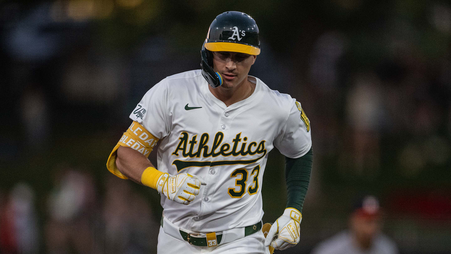 JJ Bleday signing sends clear warning to one Reds outfielder who's on ...