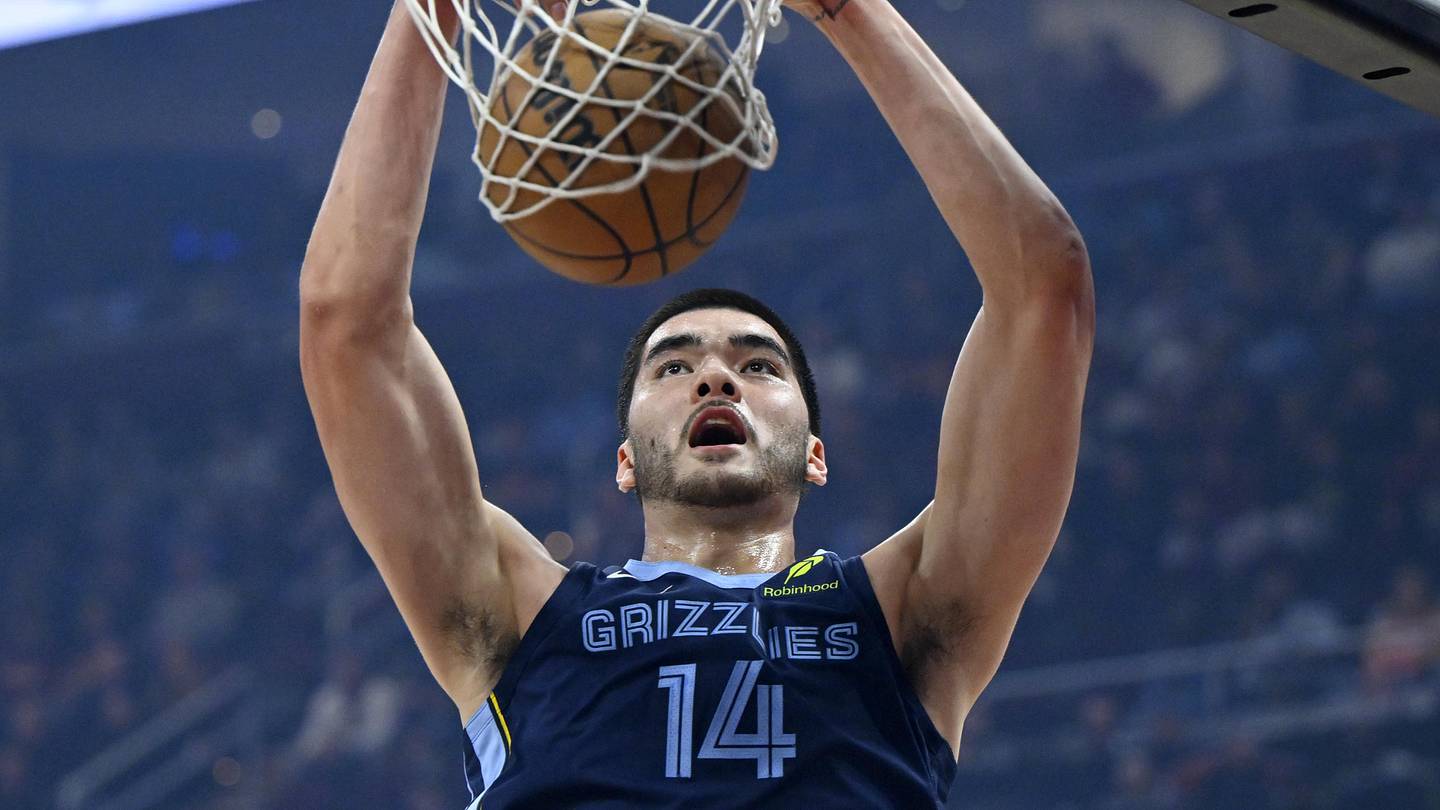 Zach Edey’s return brings stability to a struggling Grizzlies team