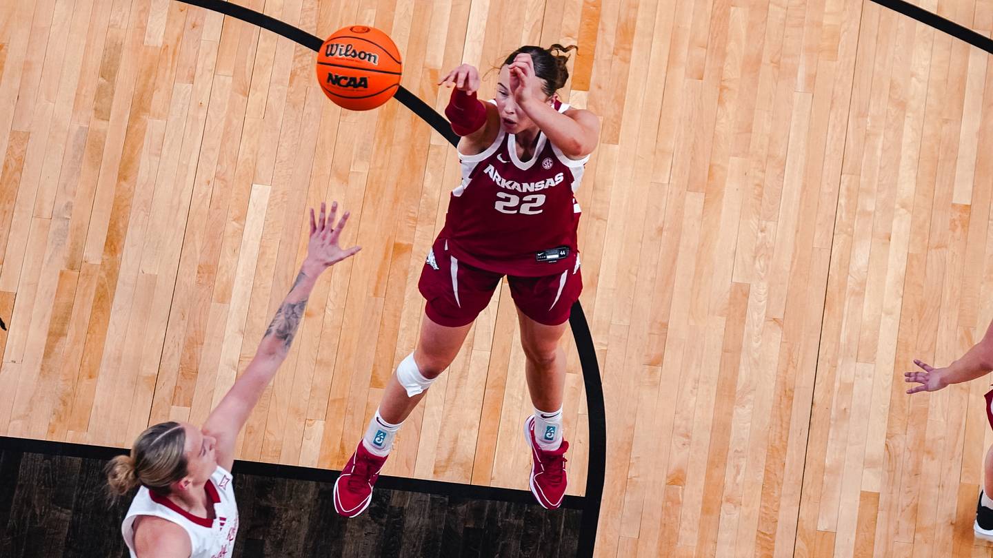 Razorback Report: Arkansas women drop first game of 2025-26 season