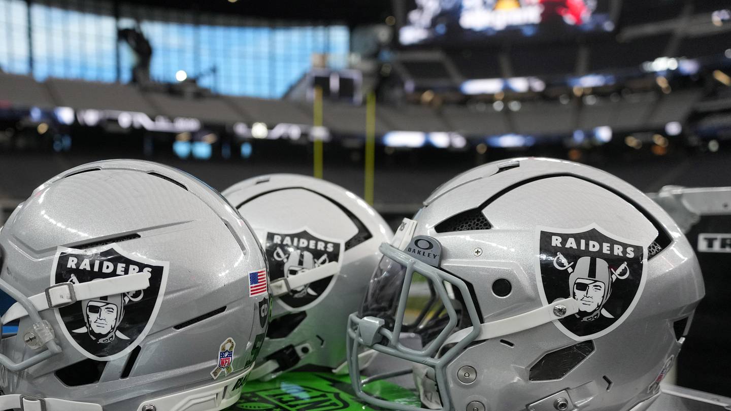 1 Outrageous Suggestion for the Raiders' Rebuild