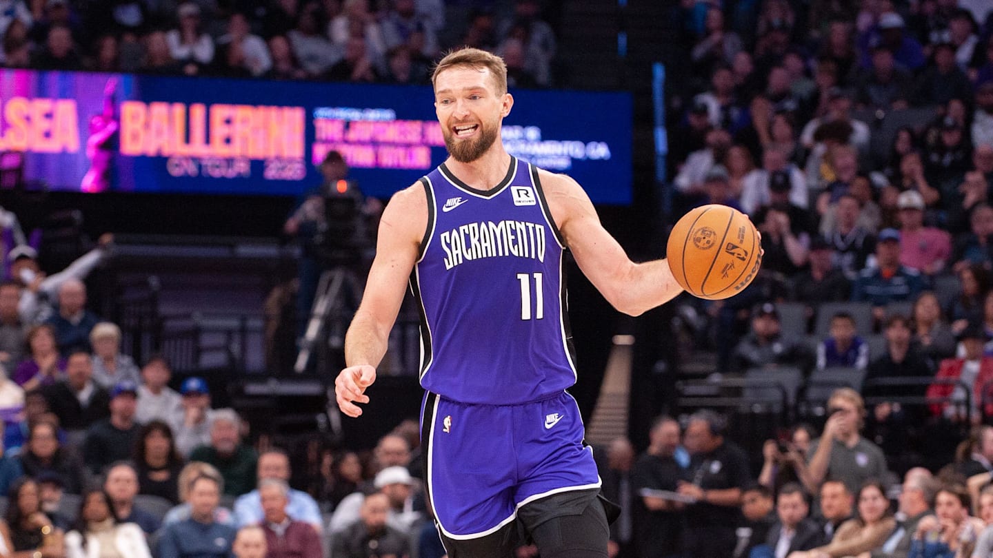 NBA Fans React to Domantas Sabonis Injury News Before Kings-Mavericks