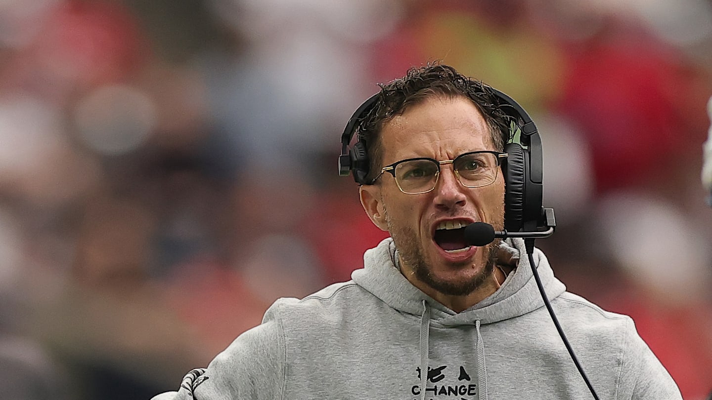 Mike McDaniel sounds like a coach who knows his future is in doubt