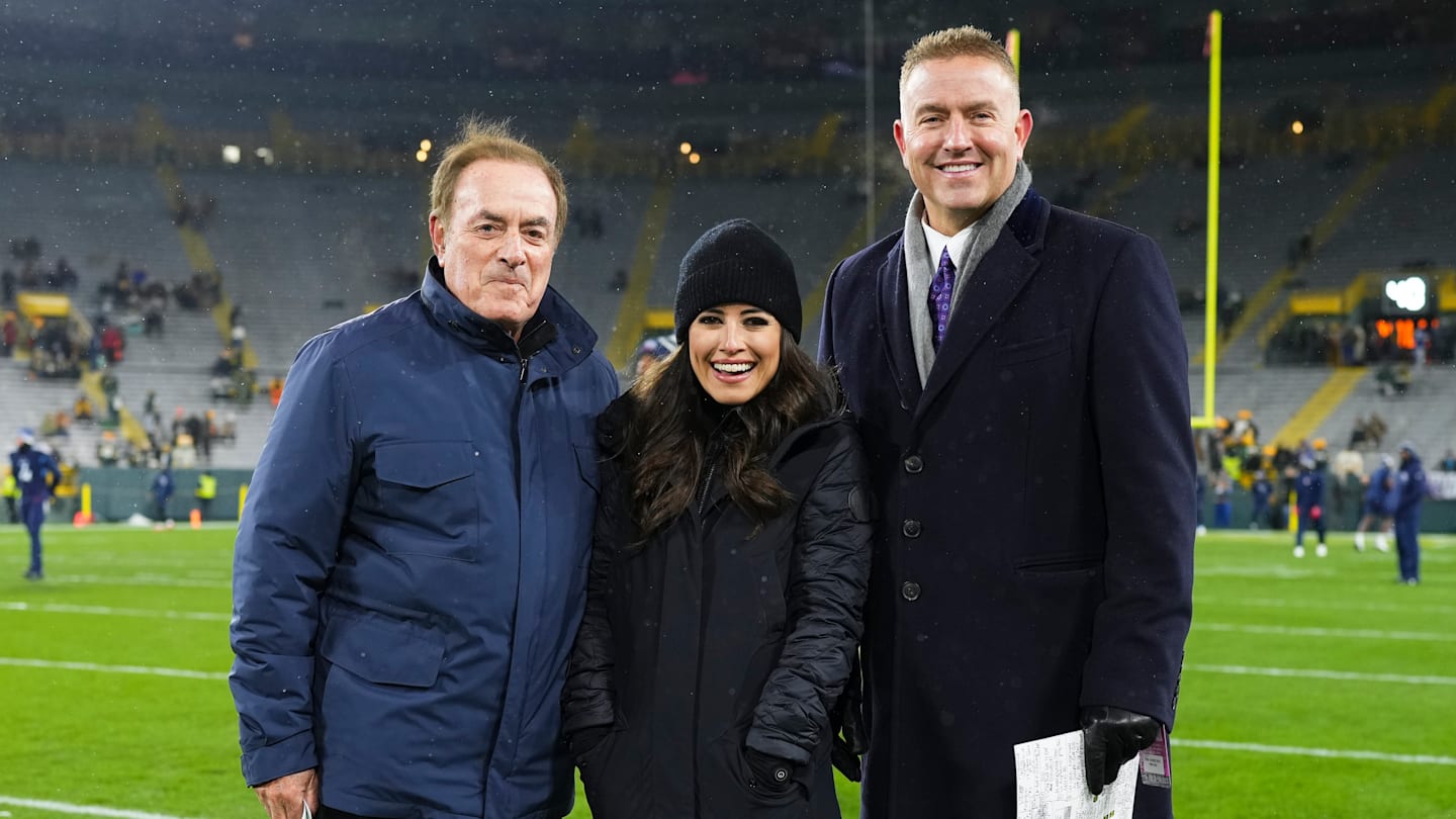 Who are the announcers and referees for Steelers vs. Ravens today?