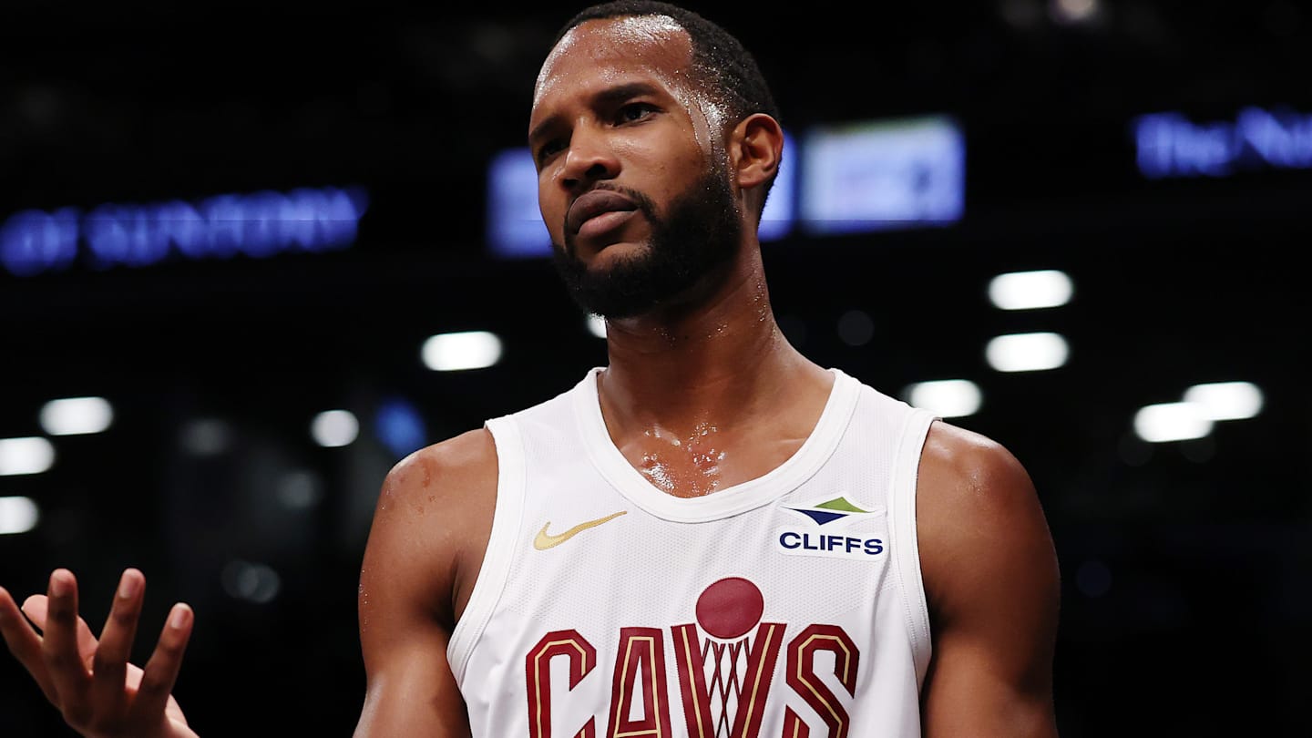 Cavaliers are sending Evan Mobley and Jarrett Allen a message they can ...