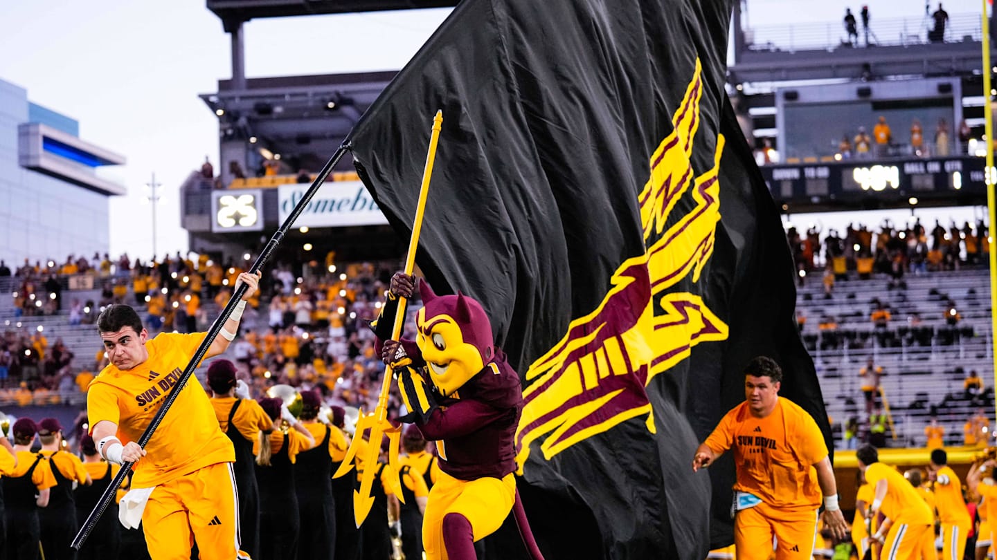 Social Media Reacts to ASU’s Last Home Game vs Arizona