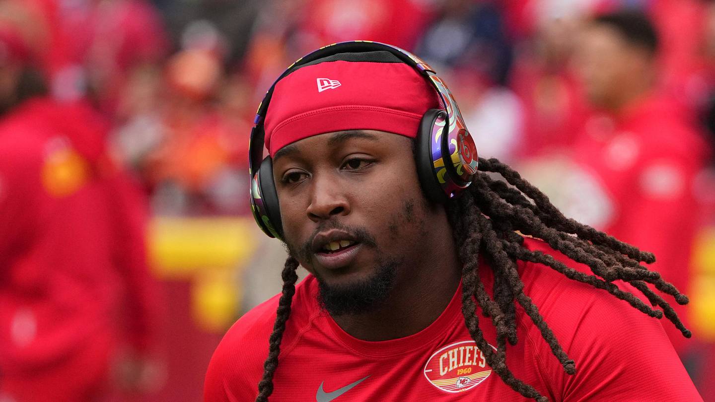 Chiefs have painfully obvious Kareem Hunt move sitting in front of them