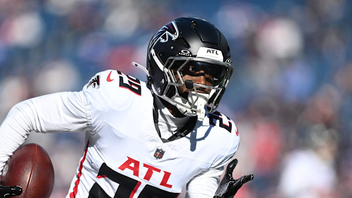 Atlanta Falcons Sign Familiar Face for DB Depth ahead of Buccaneers Game