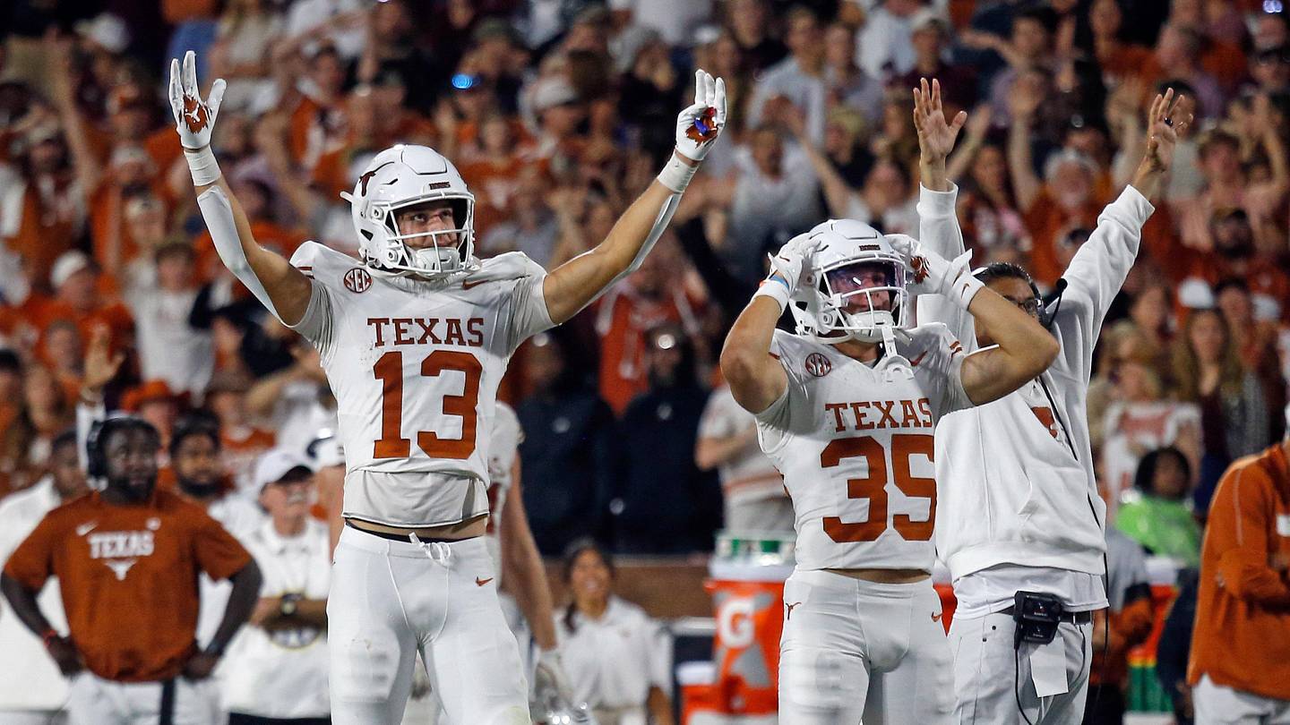 Former Texas Wide Receiver Commits to Oklahoma, per Report
