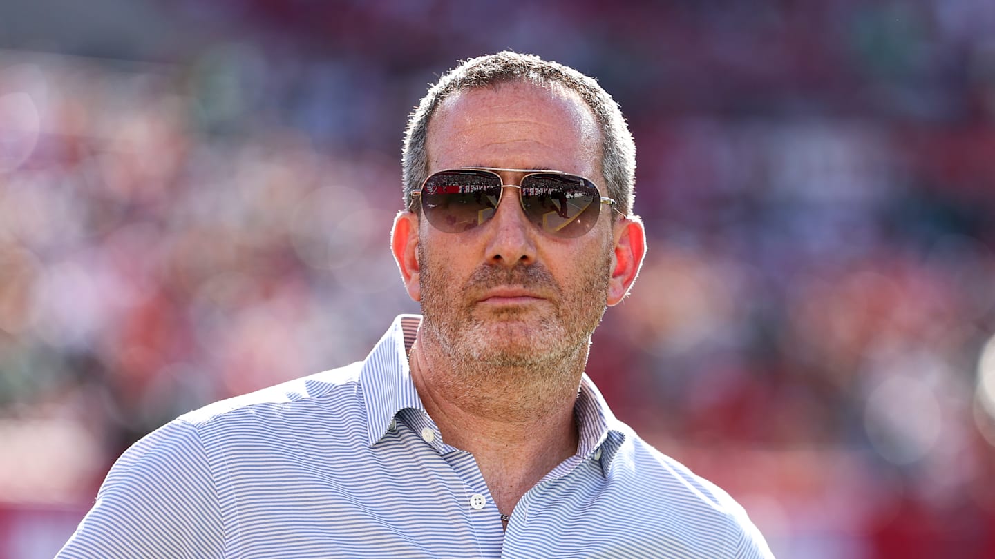 Howie Roseman attacks big Eagles weakness in draft expert's first 2026 mock