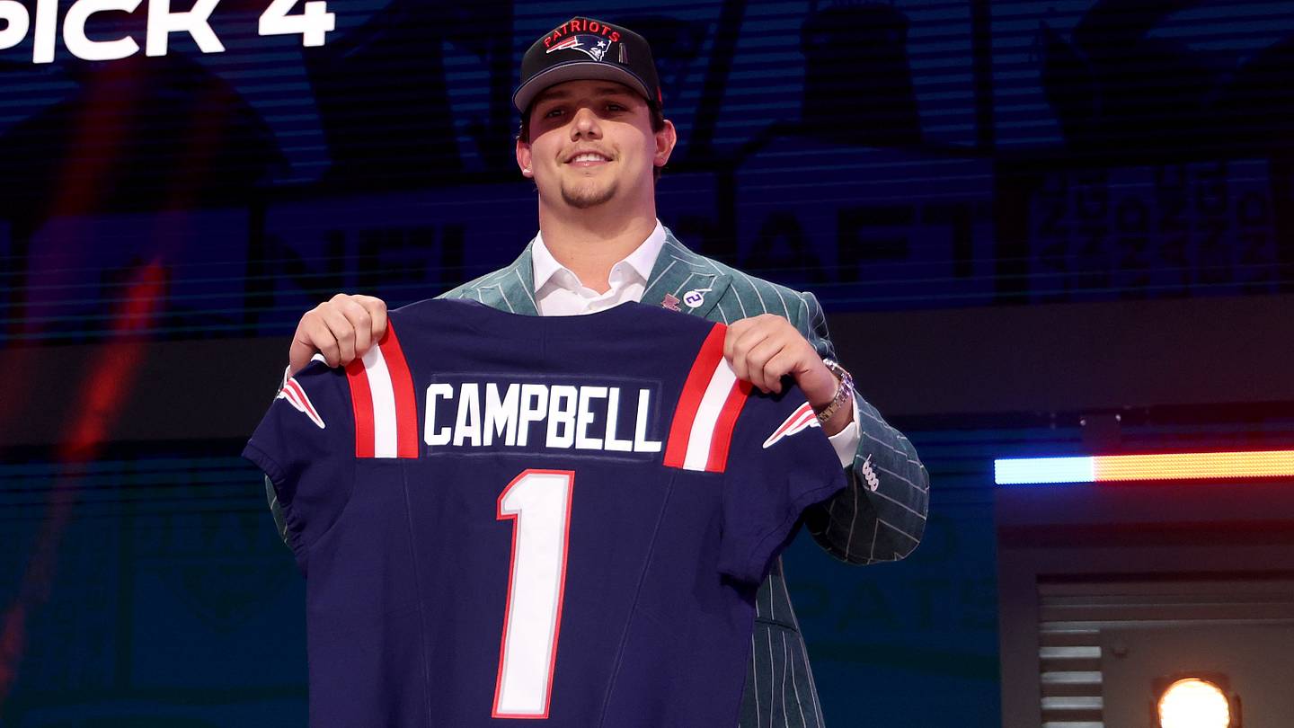Grading all 11 of the Patriots' stellar picks from the 2025 NFL Draft