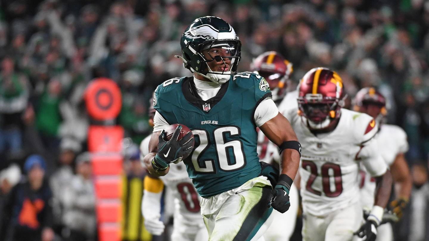 Commanders' dramatic Eagles win still fueling heated 2025 rivalry