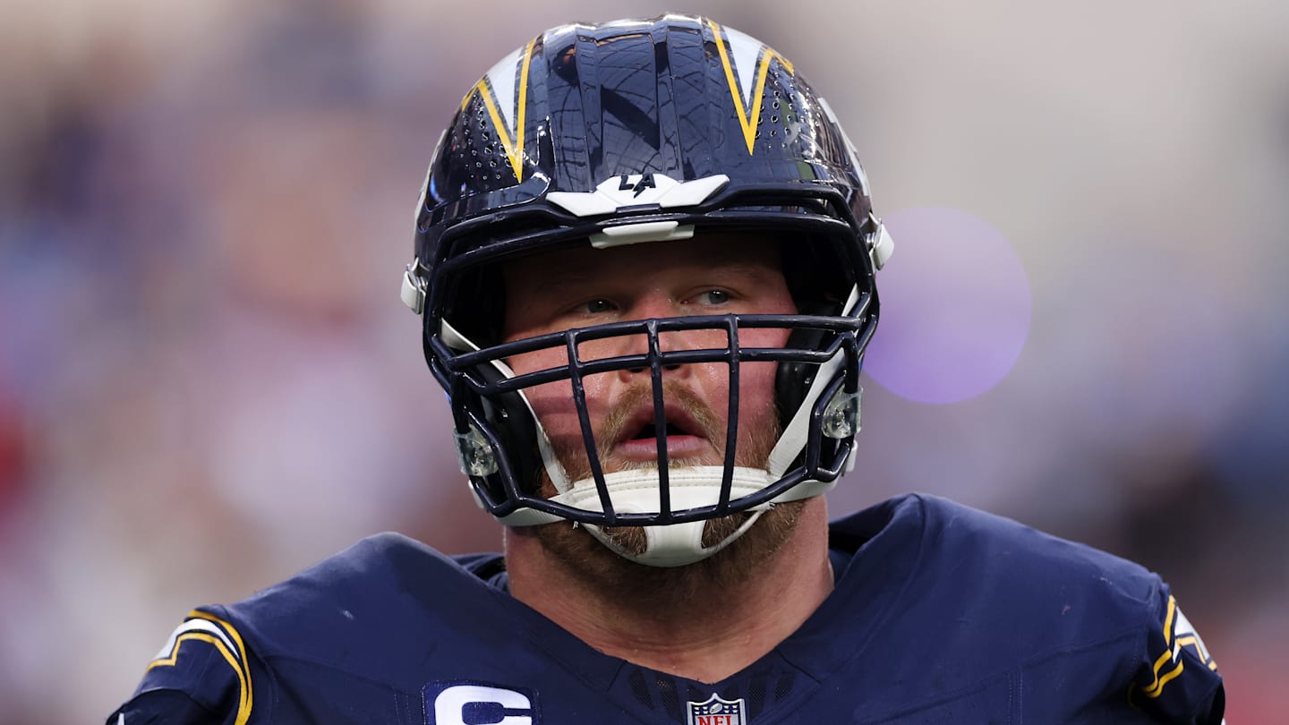 Greg Roman dismisses one Chargers player to blindly defend Bradley Bozeman