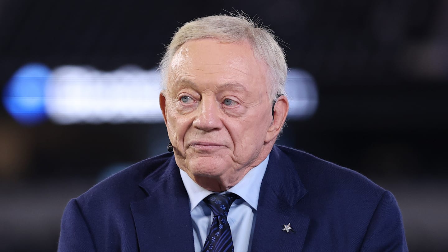 Cowboys' next move after Trevon Diggs release should be obvious to ...