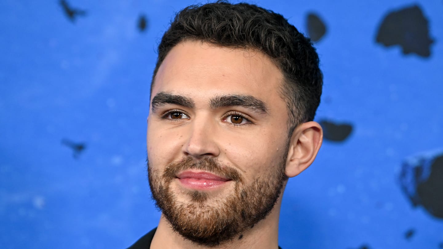 Star Trek actor describes working with acting 'titans' in Starfleet Academy