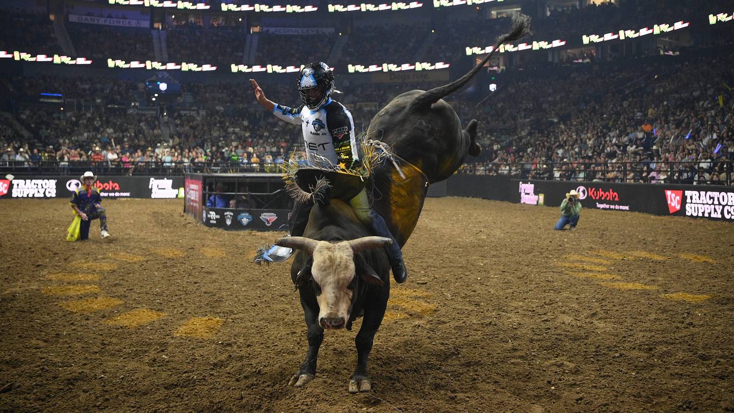 PBR Rider Clay Guiton Survives Terrifying Ride in Salt Lake