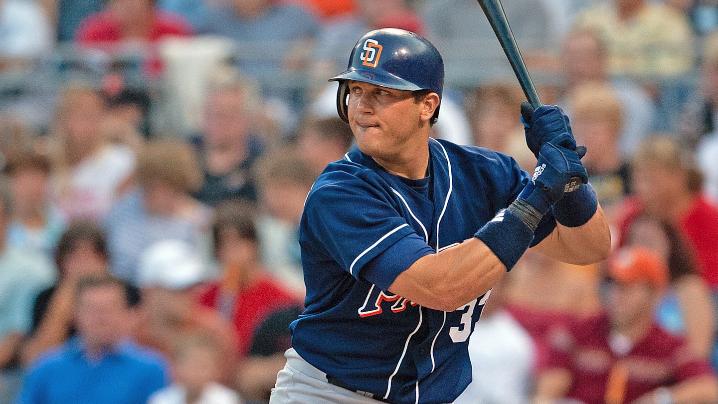 Former Padres first-round pick Sean Burroughs dies suddenly at the age ...