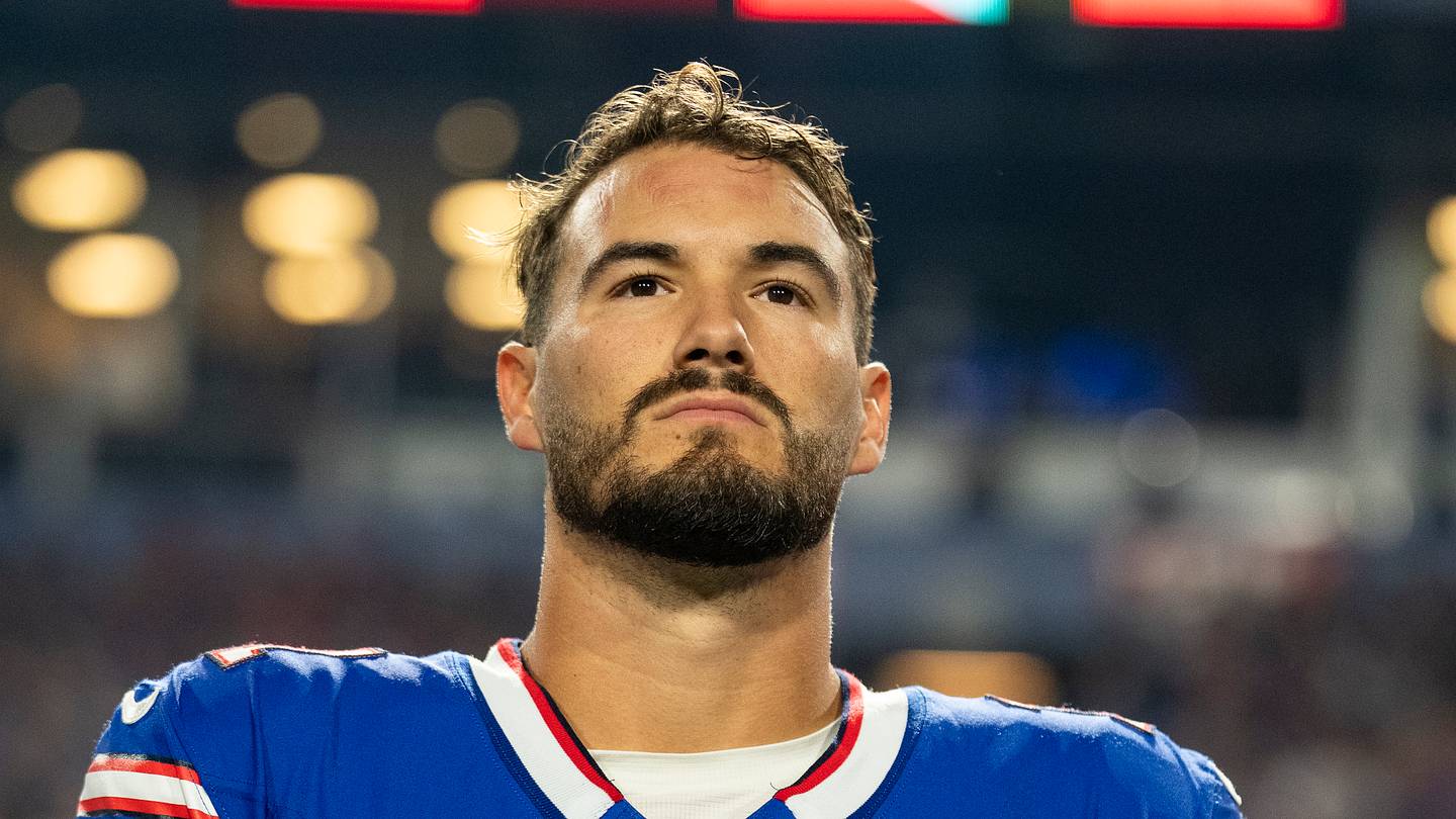 Week 18 could very well be huge test for Mitch Trubisky's future in Buffalo