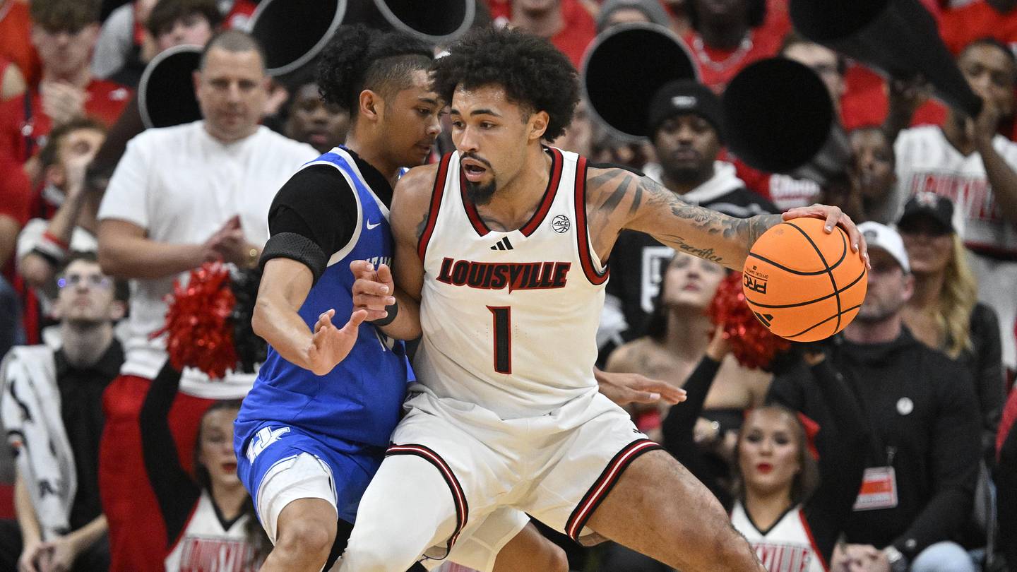 Louisville Men's Basketball Stays Put in Week Four of AP Top 25
