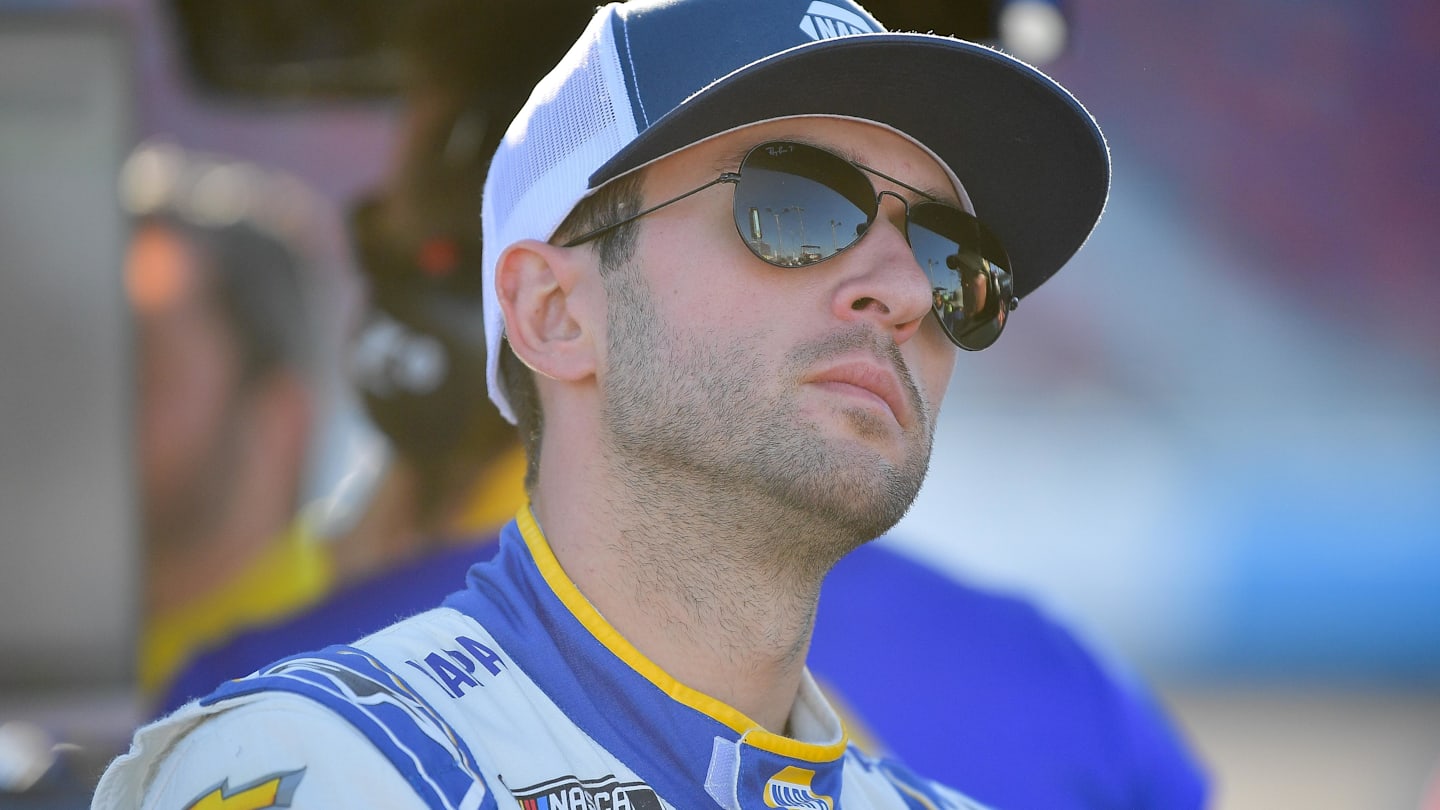 Chase Elliott Secures Clash Pole, Buescher Second After Heat Race Wins