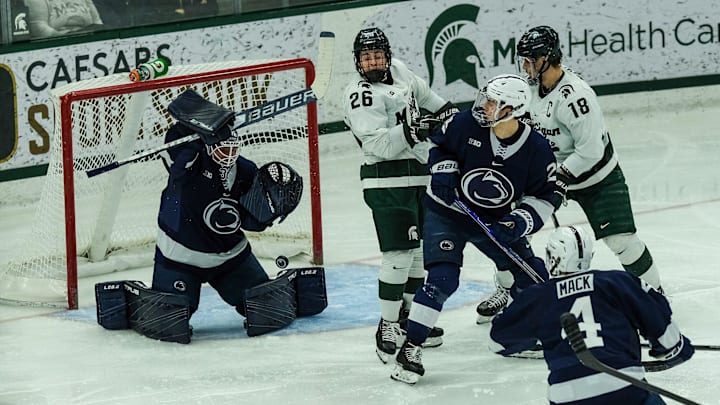 New College Hockey Rankings Mean a Stellar No. 3 at 1 Matchup: Puck Drop
