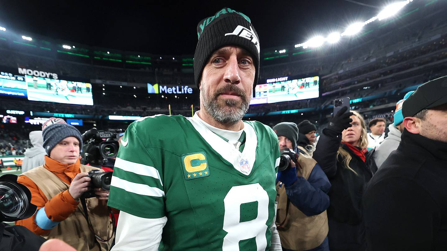 Aaron Rodgers makes plans for 2025 very clear even if future isn't