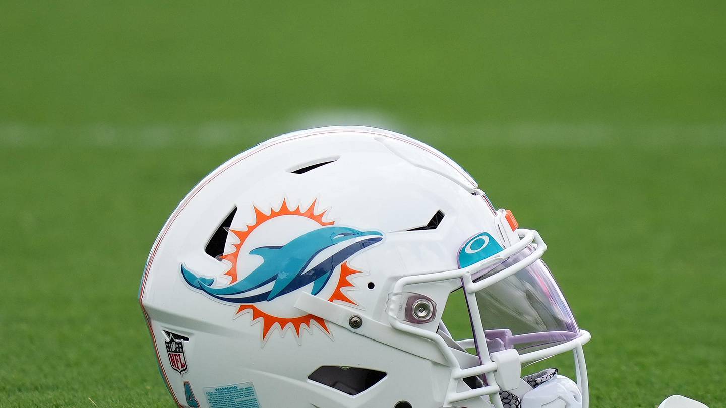 Commanders urged to trade for $120 million superstar WR