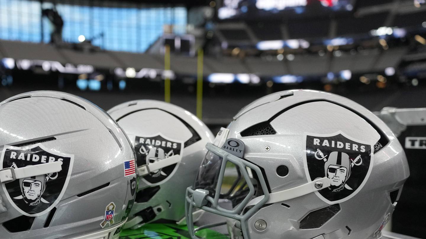One Trade Raiders Should Still Be Pushing After Draft