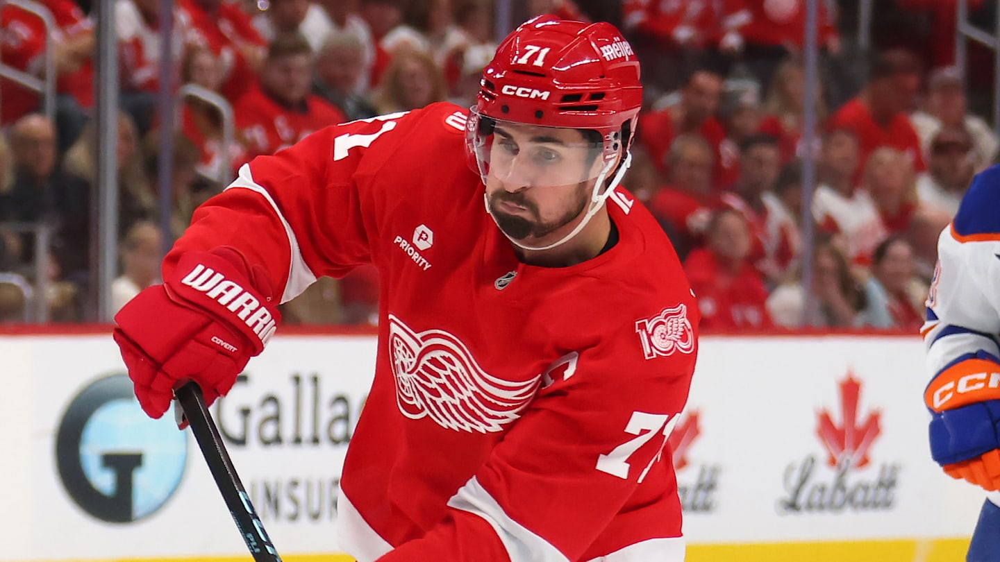 Red Wings News: Bold takes, kind words for Dylan Larkin, road trip ...