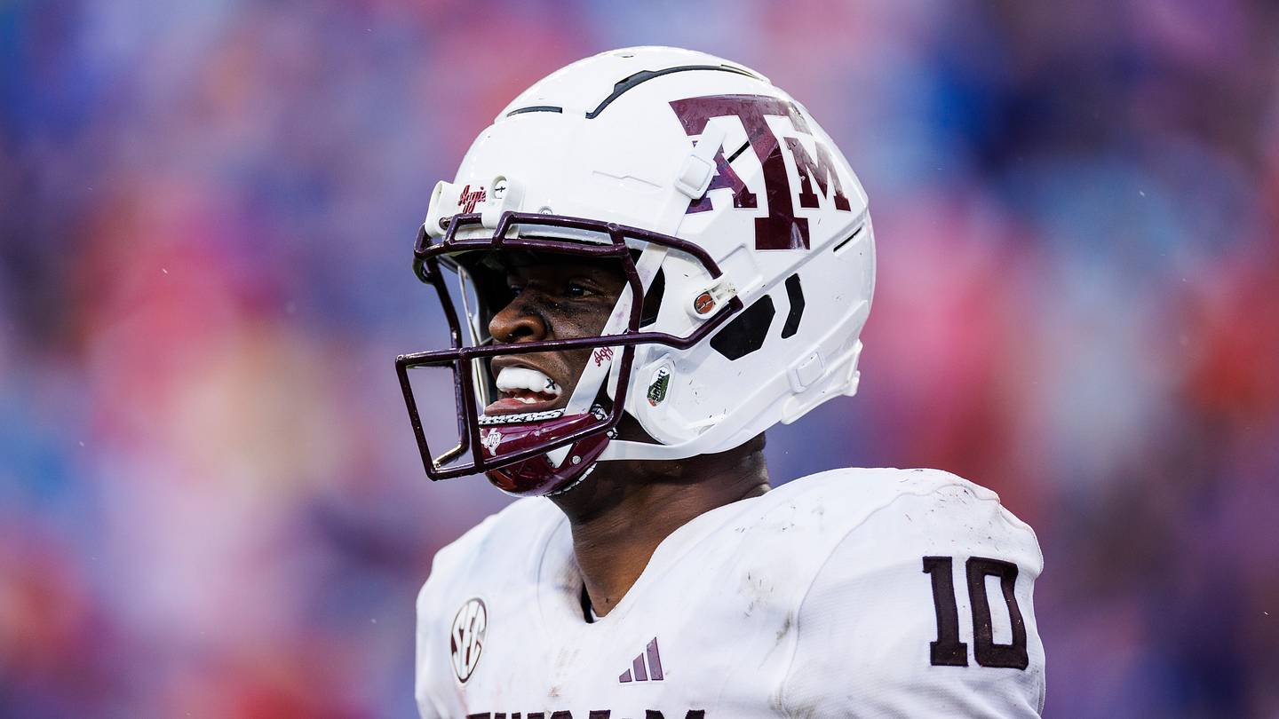 Texas A&M's 'X' account drops mic to roast critics' biggest flaw on ...