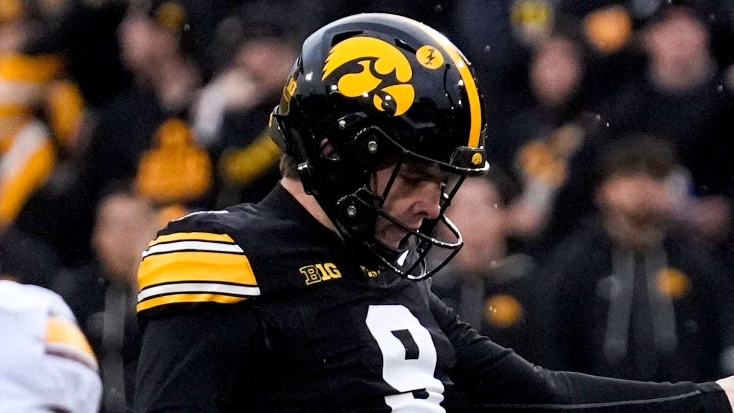 Michigan State Lands Iowa Punter from Transfer Portal