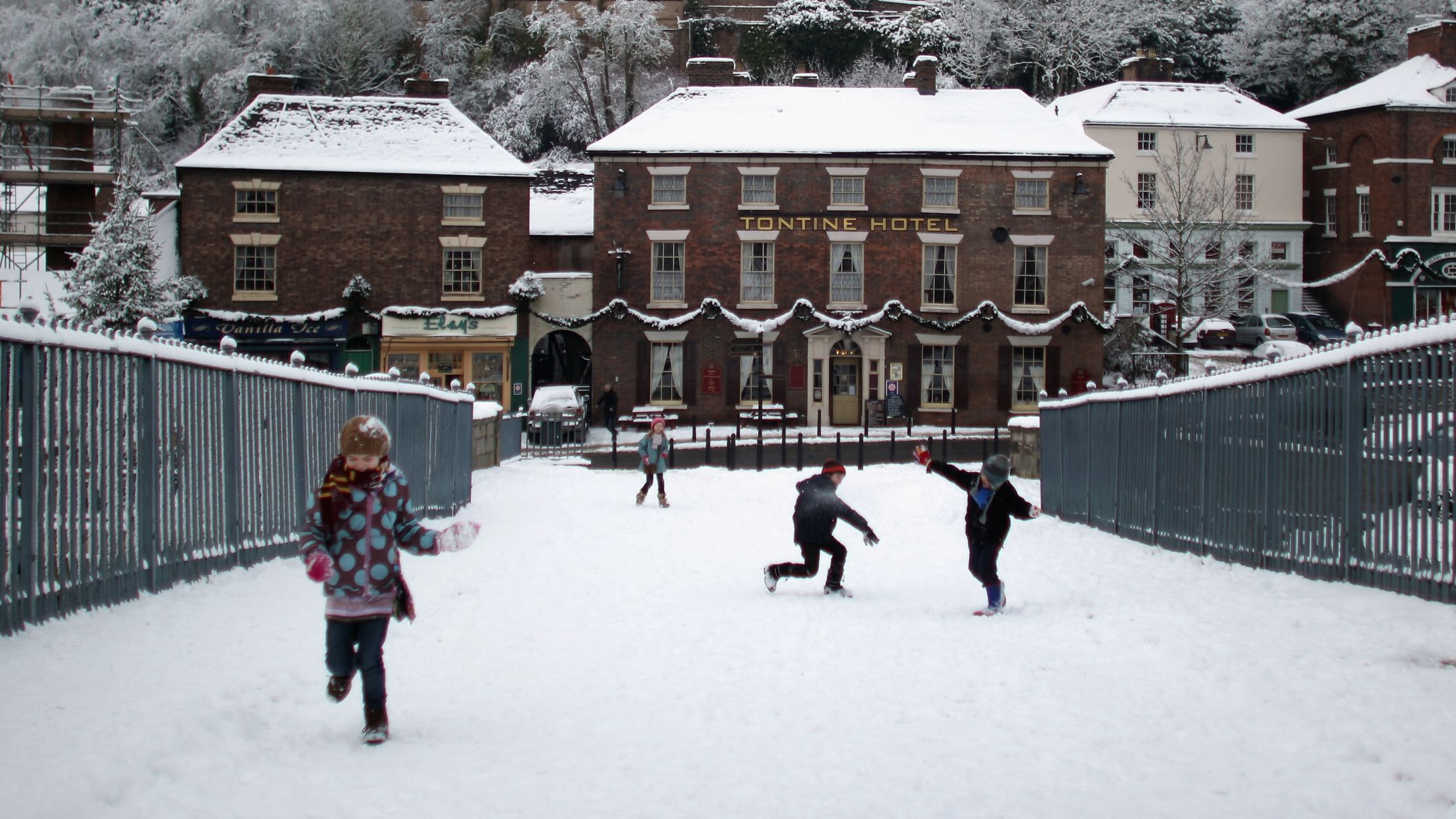 7 Fun Cold Weather Activities Beyond Snowmen | Mental Floss