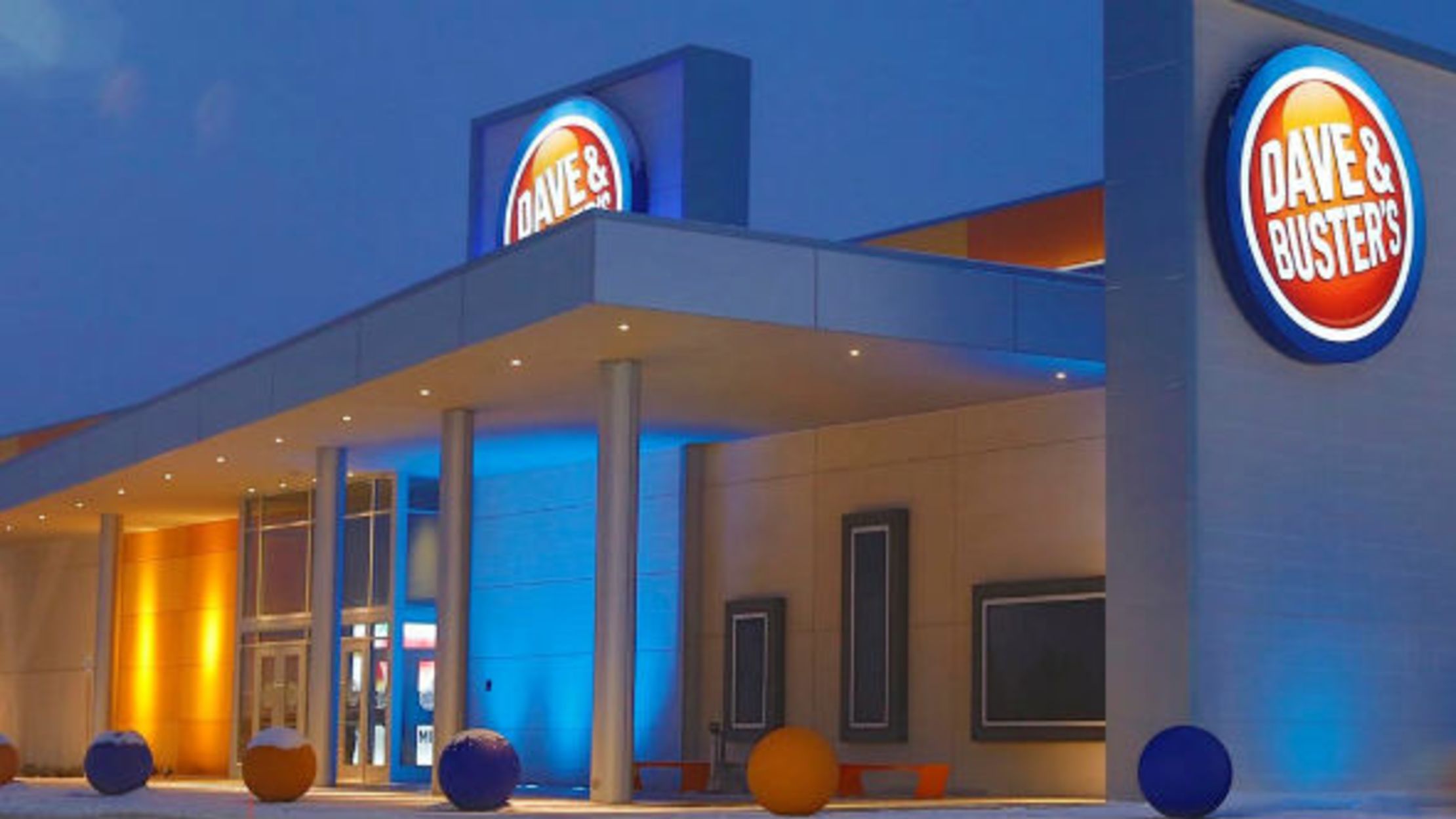 8 Tasty Facts About Dave & Buster's | Mental Floss