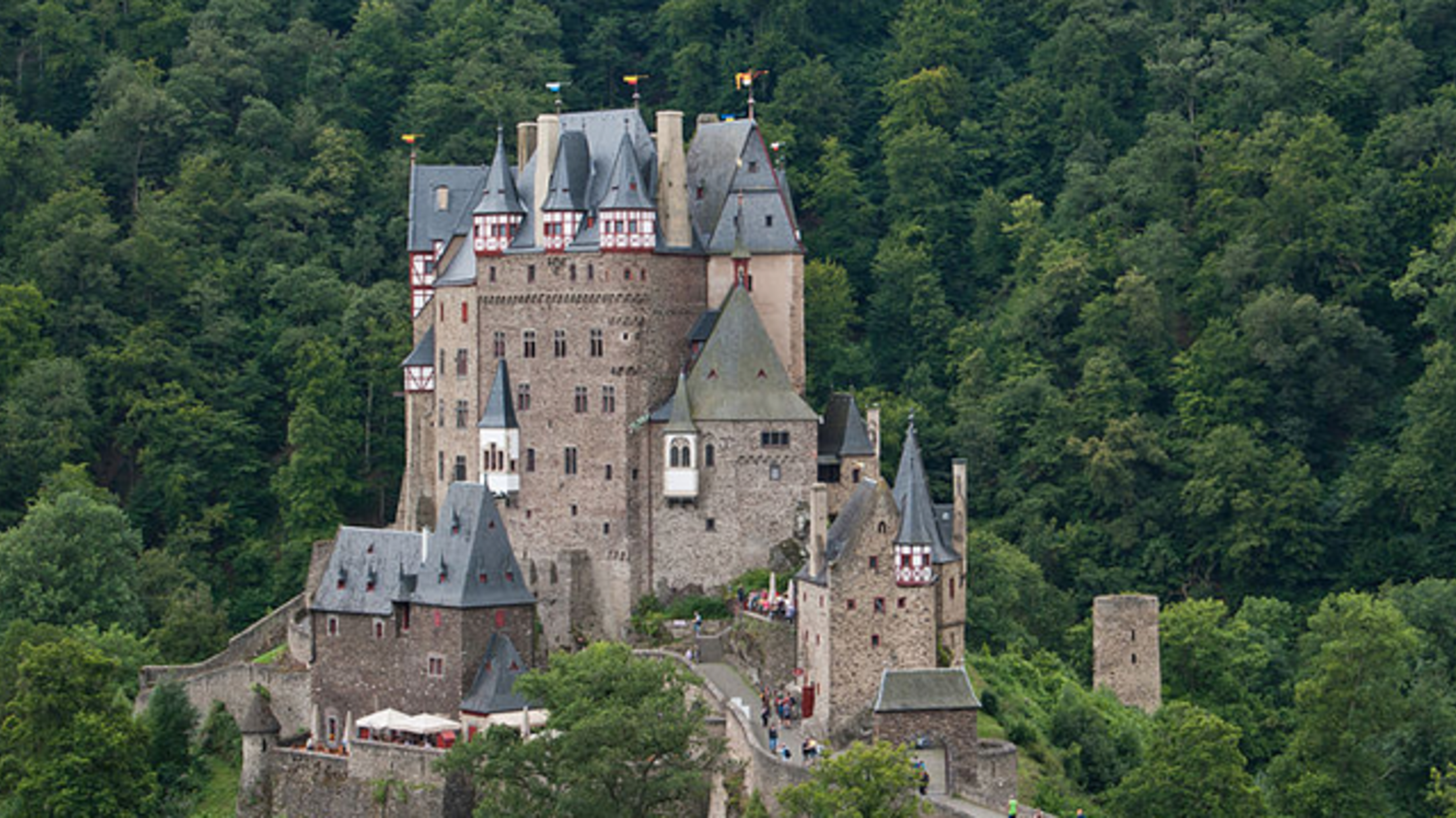 7 Real-Life Fairytale Castles | Mental Floss