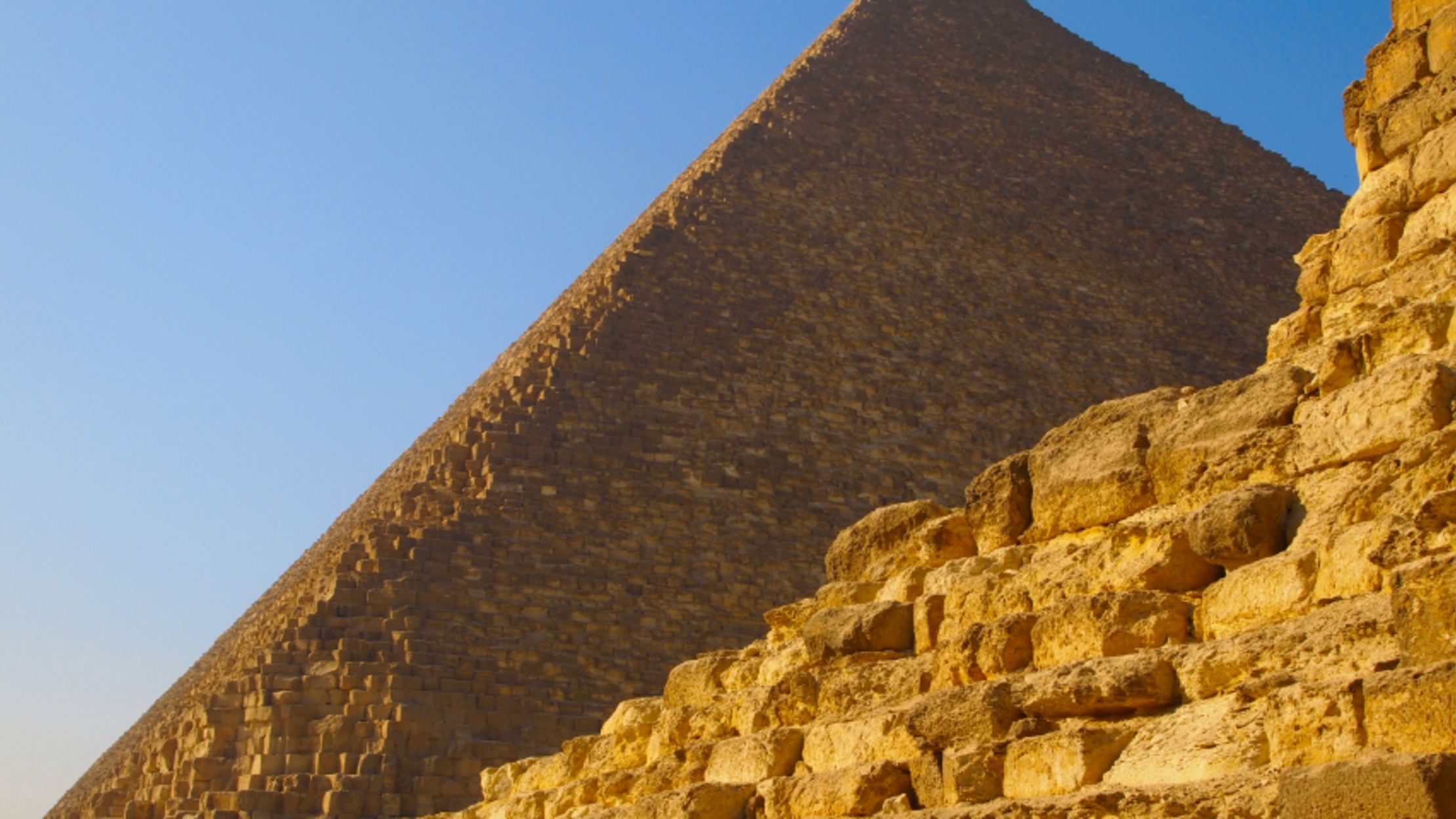 12 Wondrous Facts About The Great Pyramid Of Giza Mental Floss 12-wondrous-facts-about-the-great-pyramid-of-giza-mental-floss