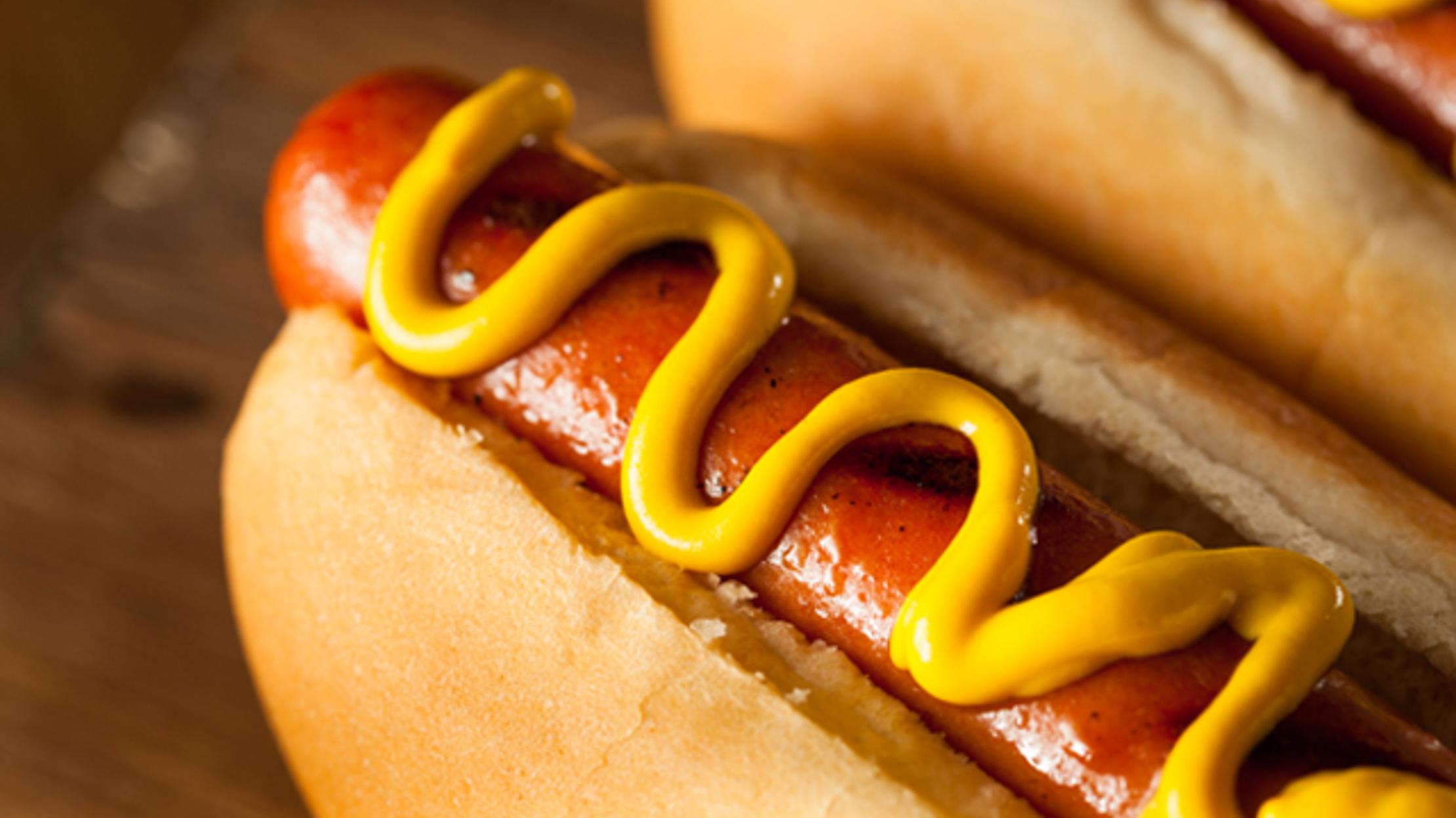 Hot Dog Council Says A Hot Dog Is Not A Sandwich Mental Floss Hot Dog Council Says A Hot Dog Is Not A Sandwich Mental Floss