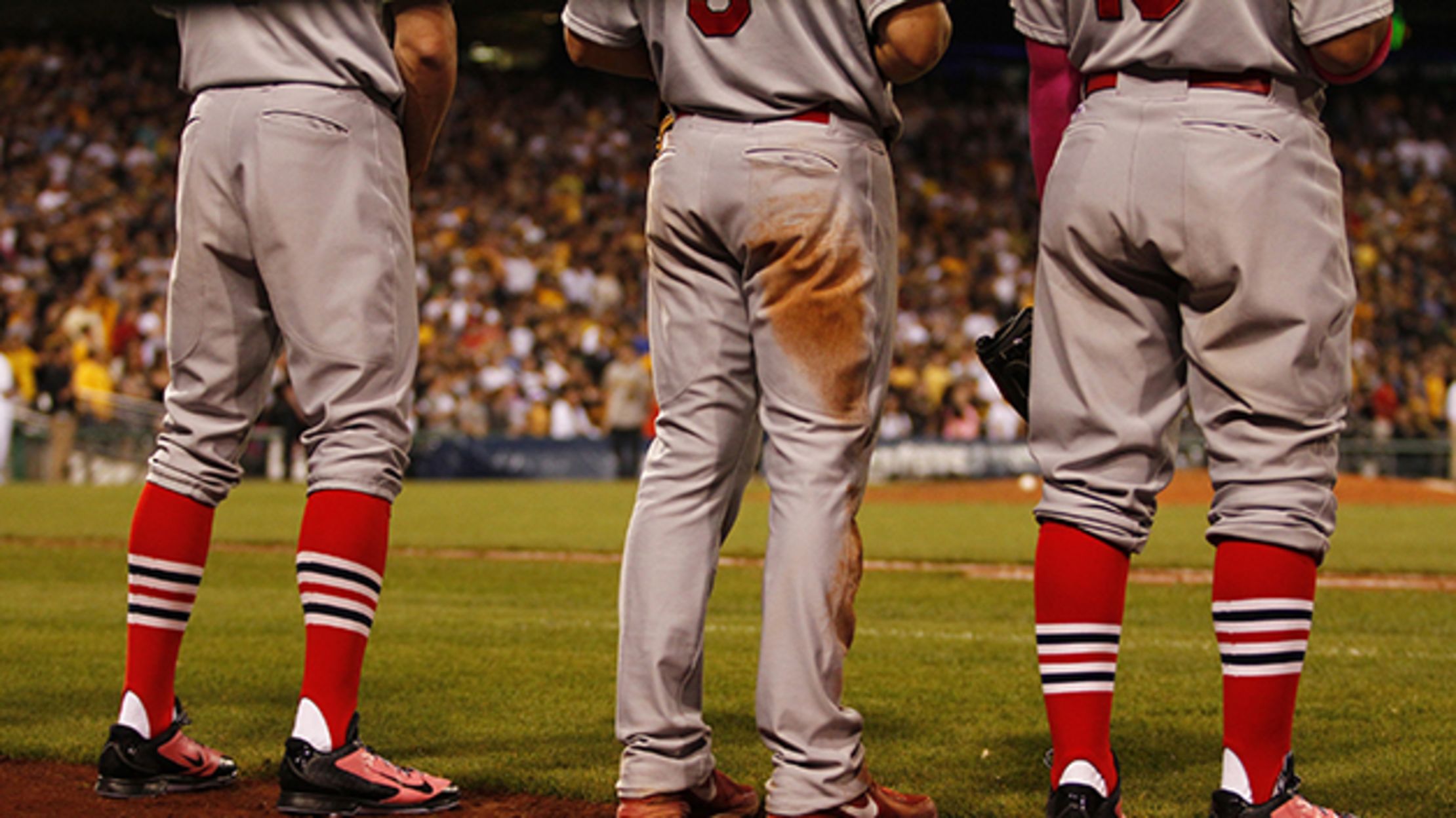 Why Do We Stretch During the Seventh Inning? | Mental Floss