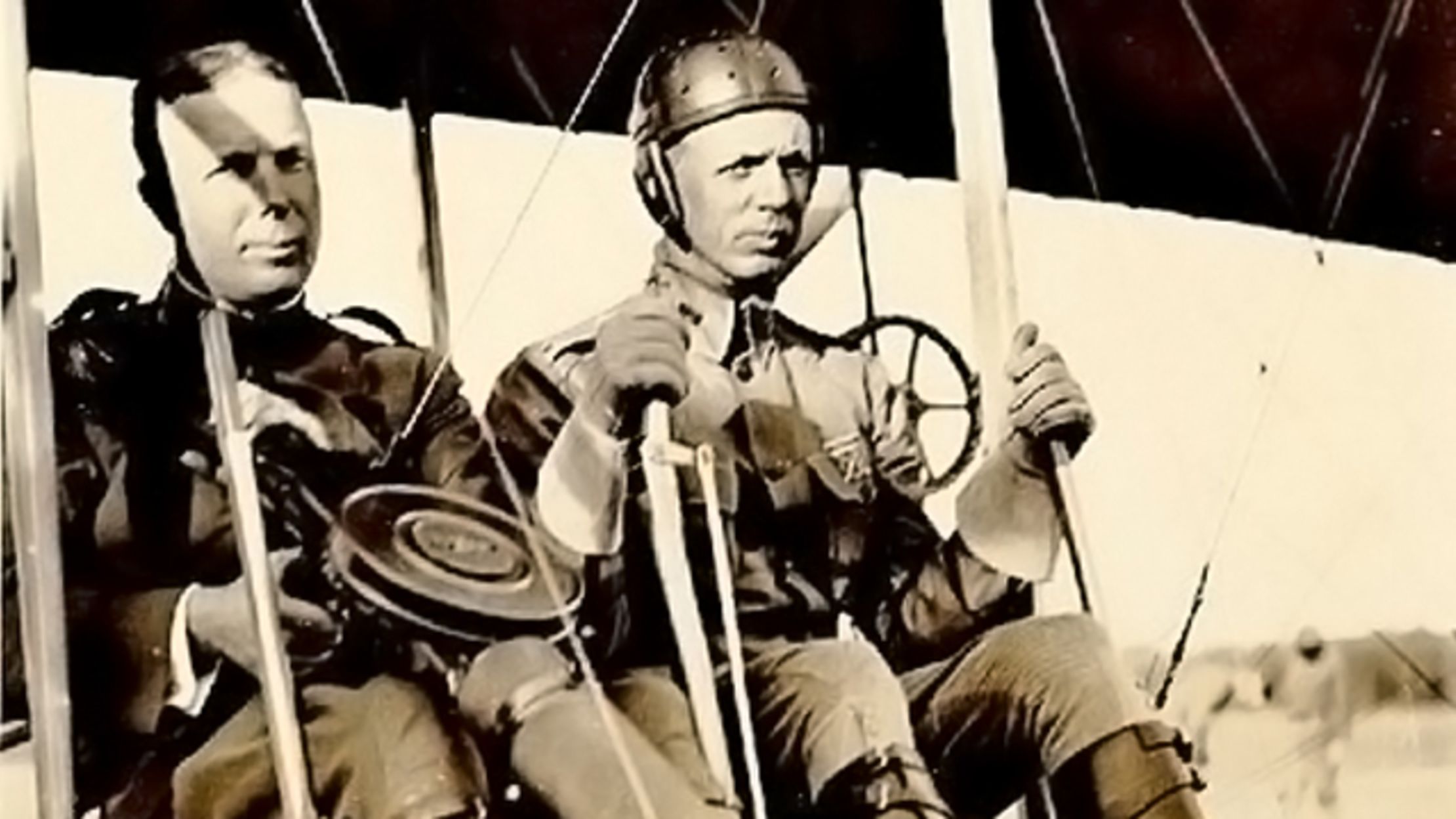 World War I Centennial: Mounting Machine Guns on Airplanes | Mental Floss