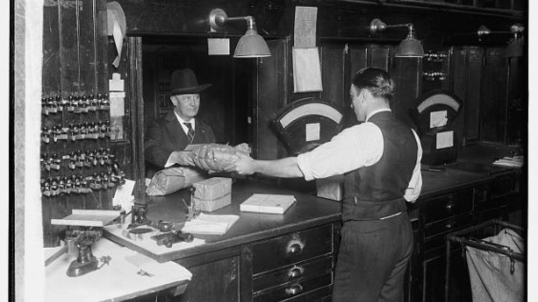 100-Year-Old Photos of People Delivering Mail | Mental Floss