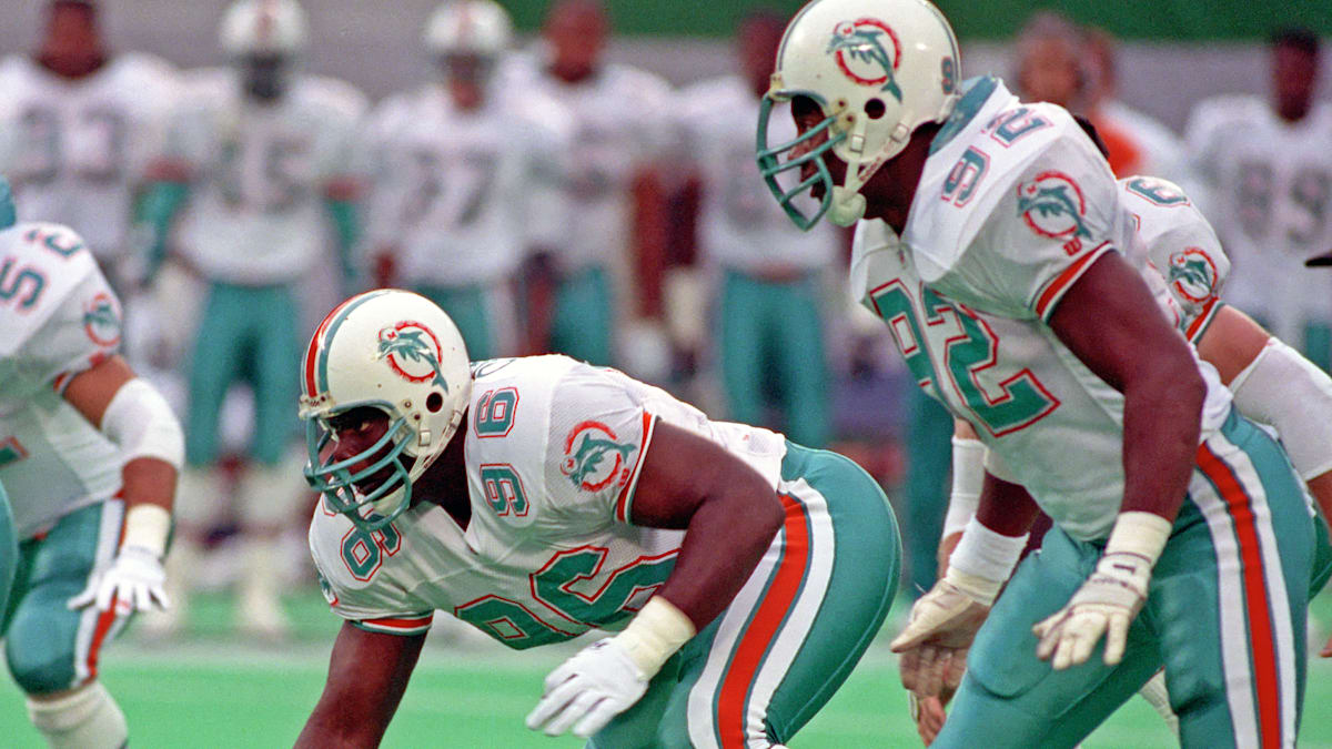 funny dolphins player